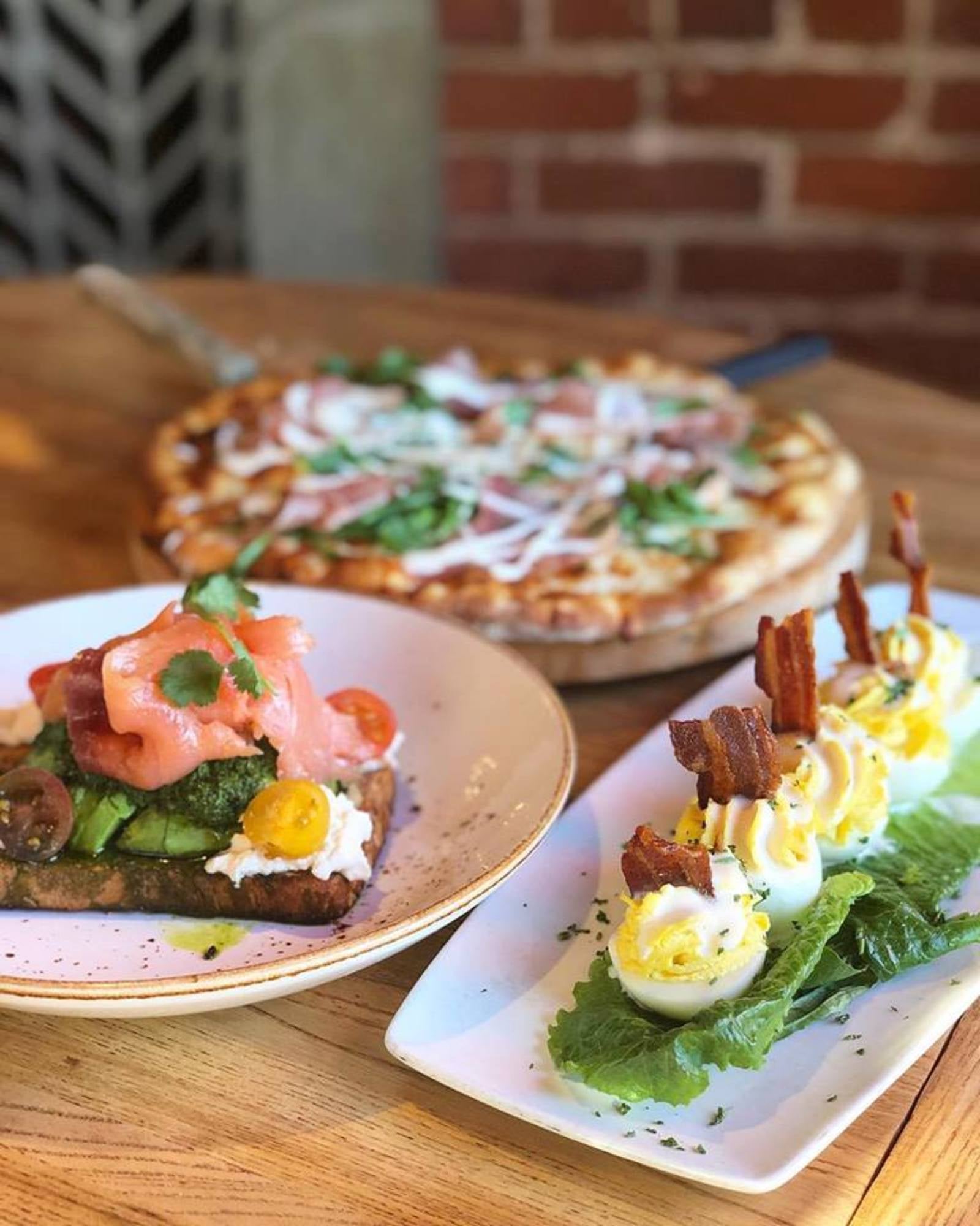 Central Grille - Pasadena | Discover Los Angeles