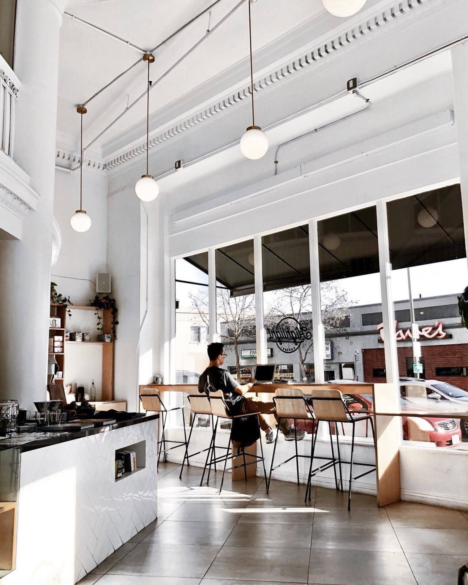 Highlight Coffee | Discover Los Angeles