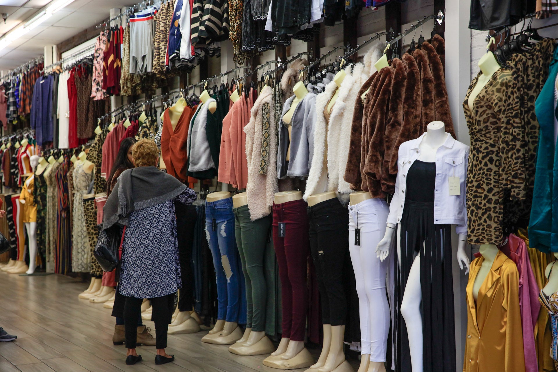 La Los Angeles Clothing La Fashion District Hi Res Stock Photography